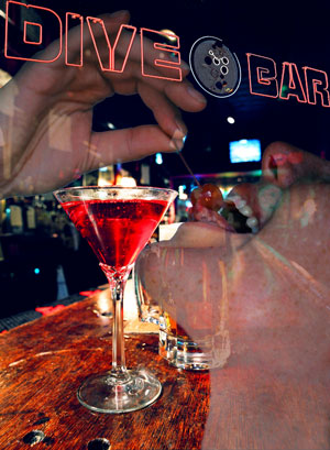 Dive Bar - MurphGuide: NYC Bar Guide