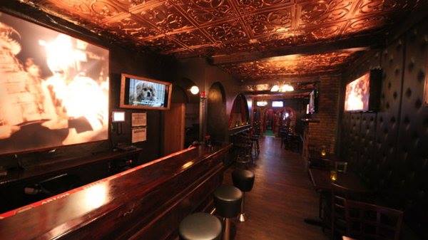 Murray Bar Restaurant & Lounge - MurphGuide: NYC Bar Guide